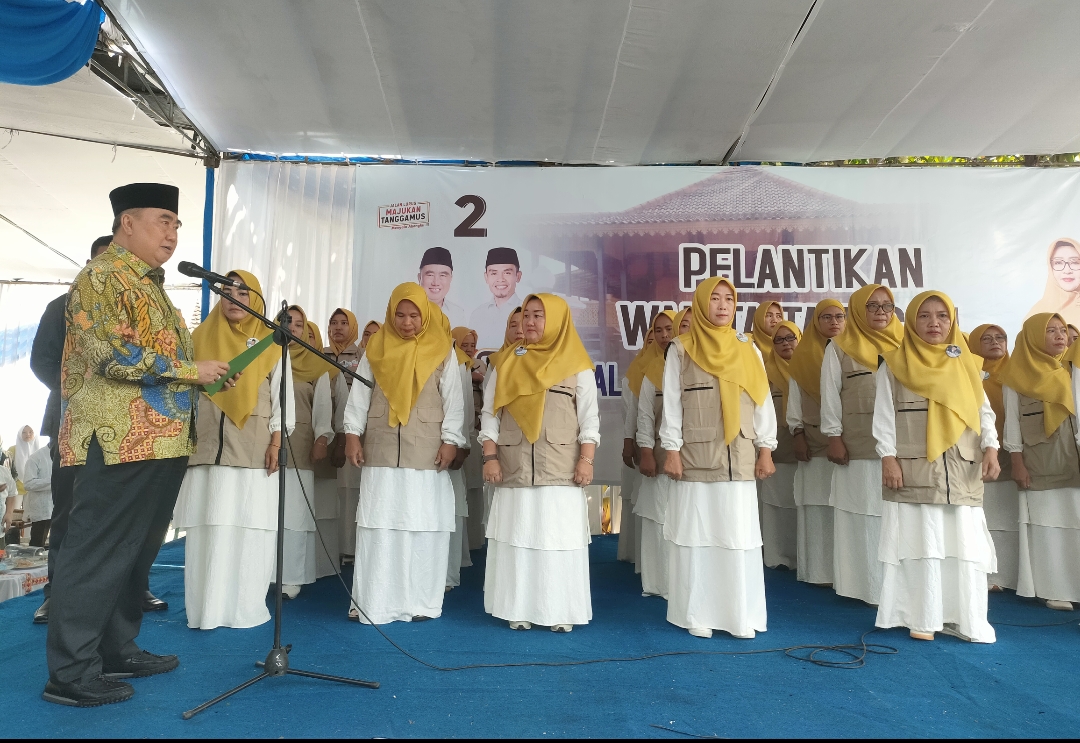 Saleh Asnawi dan Agus Suranto Kukuhkan 2.584 Pengurus Wanita Al ...